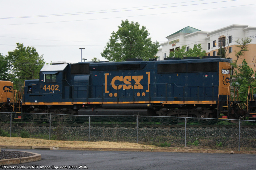 CSX 4402